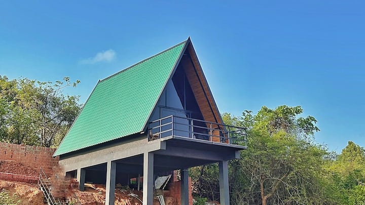 A-frame House Surrounded By Nature - Goa