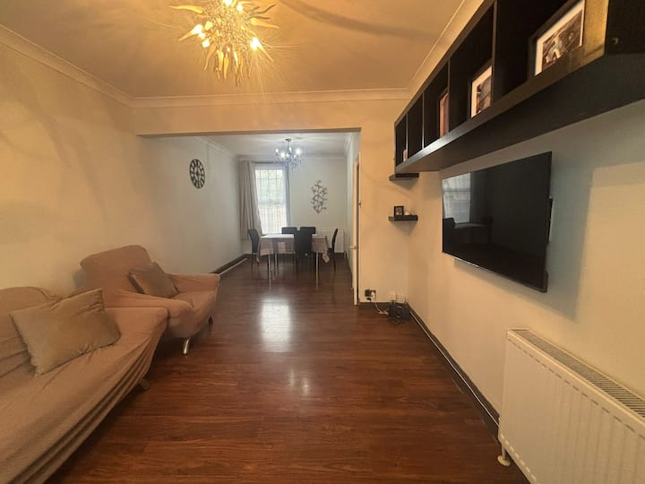 Holiday Home Near Newburypark Station - Ilford