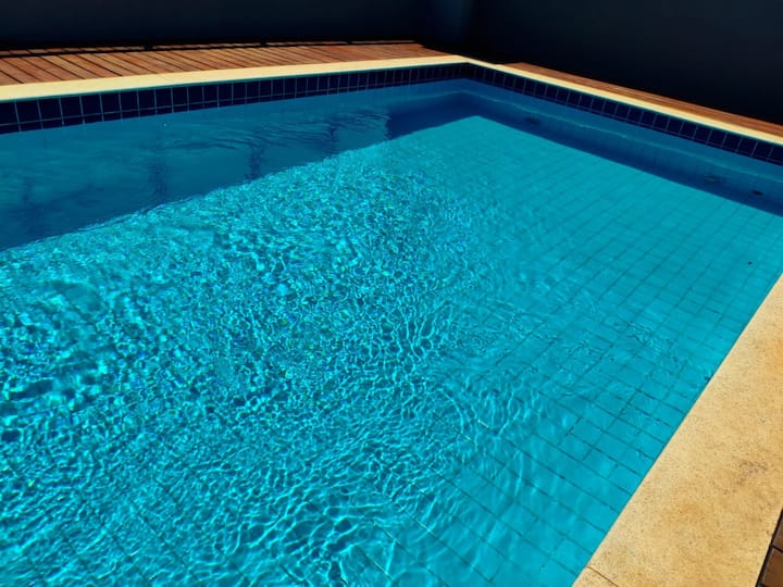 Apto Novo, 2 Suítes, Piscina, Ar Cond, 2 Vagas. - Ubatuba