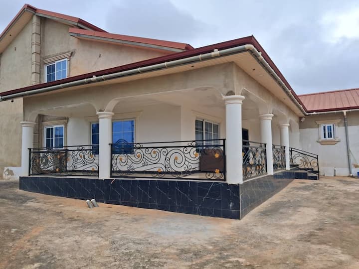 Ernerica Star Home - Ghana