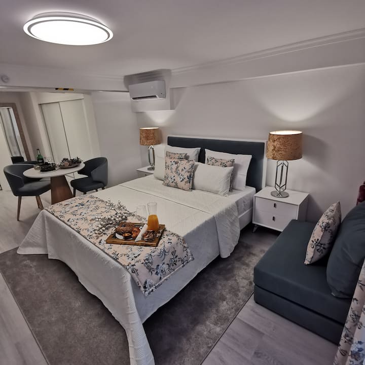 Camacho Studios - Turquoise Room - Funchal