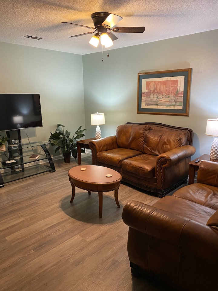 Steve & Tracie's Gulf Retreat - Shepard State Park, Gautier