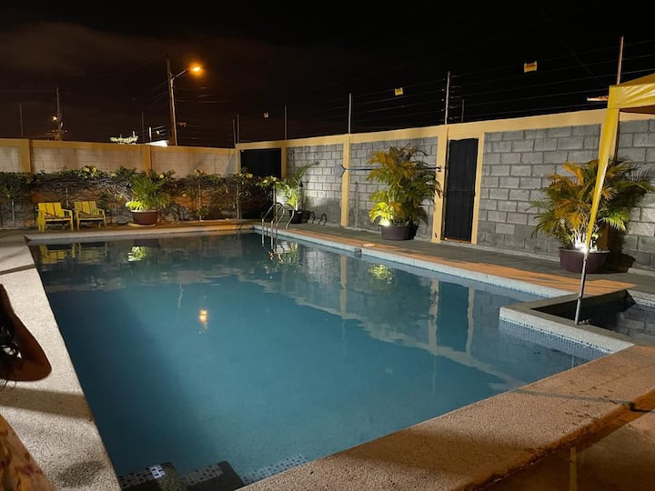 Amplia Y Cómoda Casa Cerca Al Mar Con Piscina - Playas