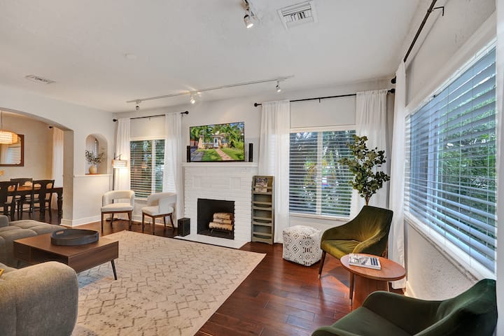 Private Tropical Garden Home | Walk To Las Olas - Fort Lauderdale, FL