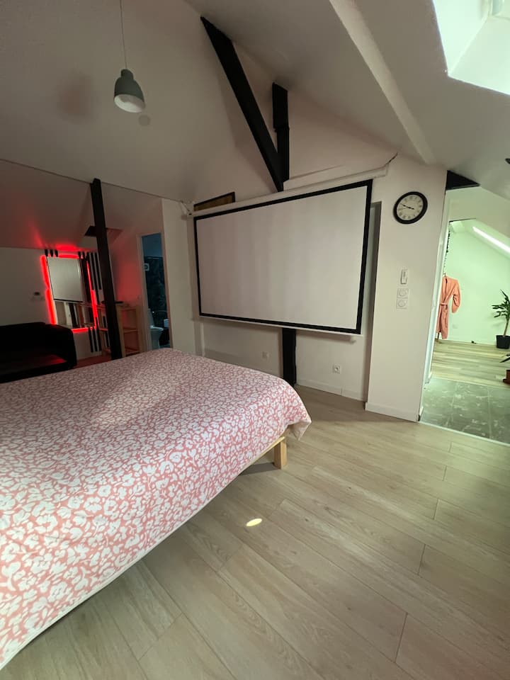 Ambiance Romantique, Jacuzzi Proche Centre - Amiens
