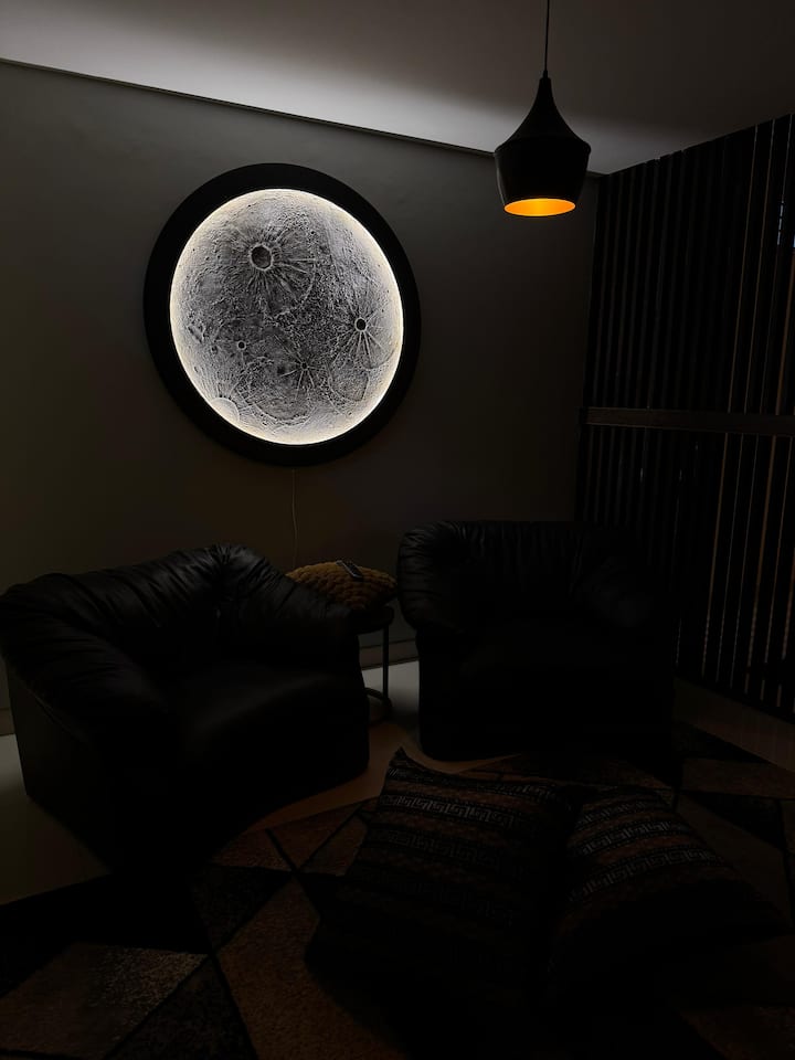 Miso Suite 2.0 / Netflix-cenima Room Free Wi-fi - Islamabad
