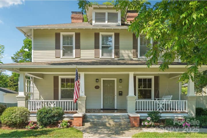 Historic Home Union St - Walk Downtown - 2br 1ba - Concord, NC