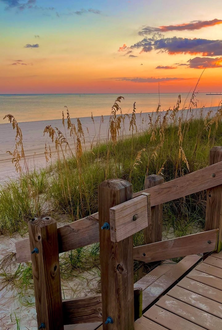 Blue Heron Bungalow - 빌럭시