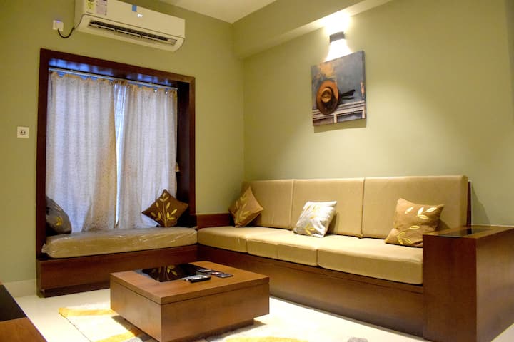 Kolkata Keys ; 3bhk Luxury Apartment In Anandpur. - China