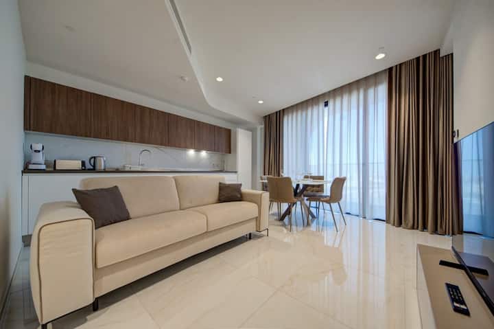 Mercury Tower 903 | Pools, Gym & Sea View - Malta