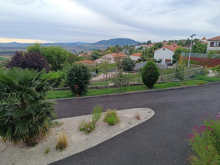 Studio Indépendant à 15 Min De Clermont-ferrand - Cournon-d'Auvergne