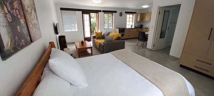 Forest Hideaway - Studio 2 - Knysna