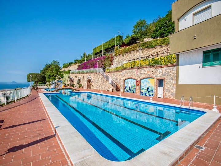 Pietra Ligure-beach And Pool- Comfort 8 People - Pietra Ligure
