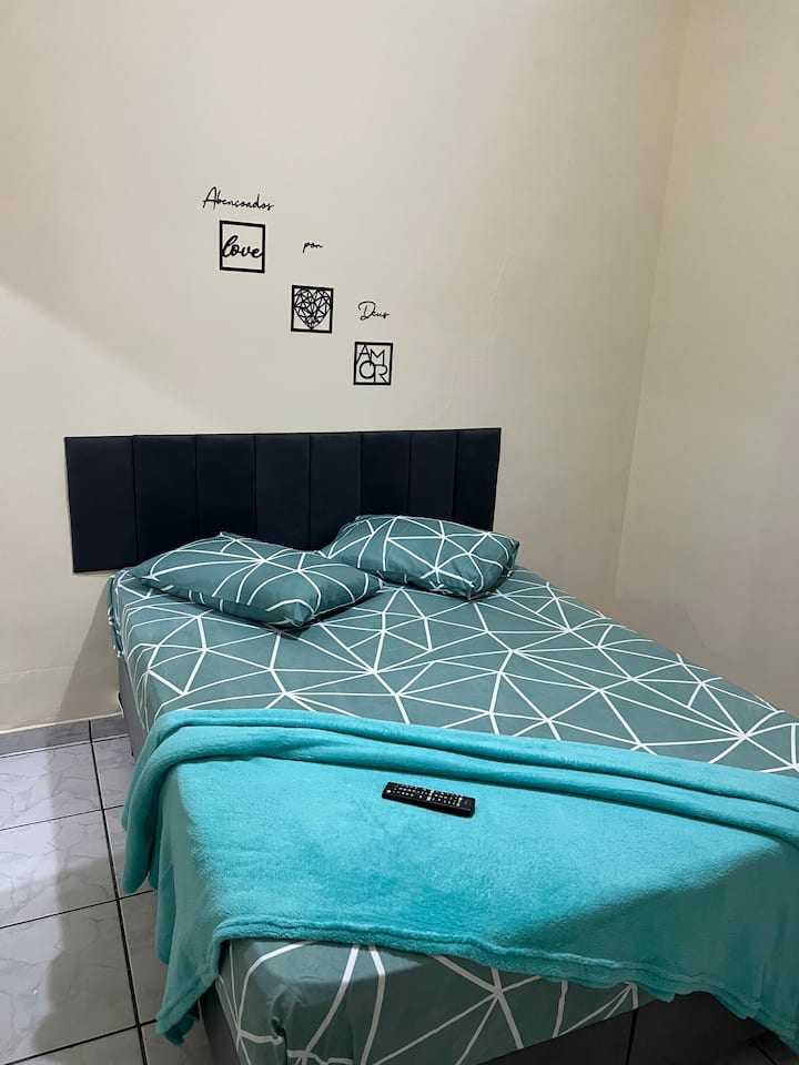 Ambiente Aconchegante — Á 7km Do Metrô Vila Sônia. - Embu