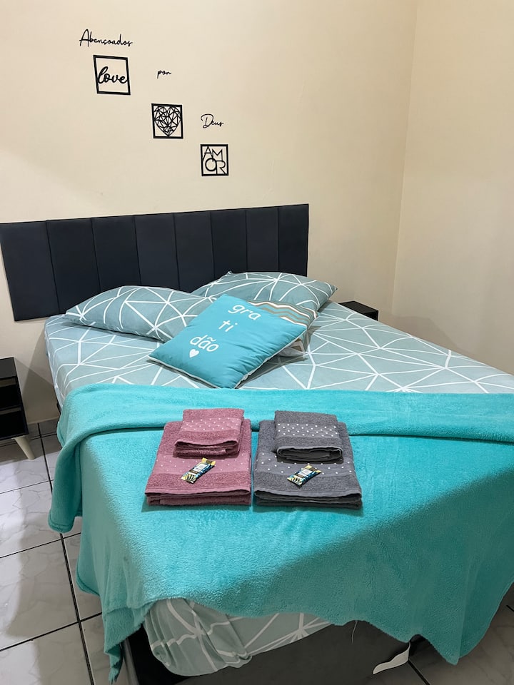 Ambiente Aconchegante — Á 7km Do Metrô Vila Sônia. - Embu