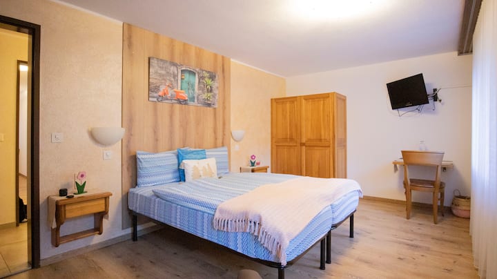 3 Private Rooms • 3 Bathrooms • Family/group Stay - Saas-Fee