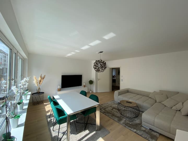 Stilvolle 3-zimmer Wohnung Im Herzen Von Stuttgart - Stuttgart