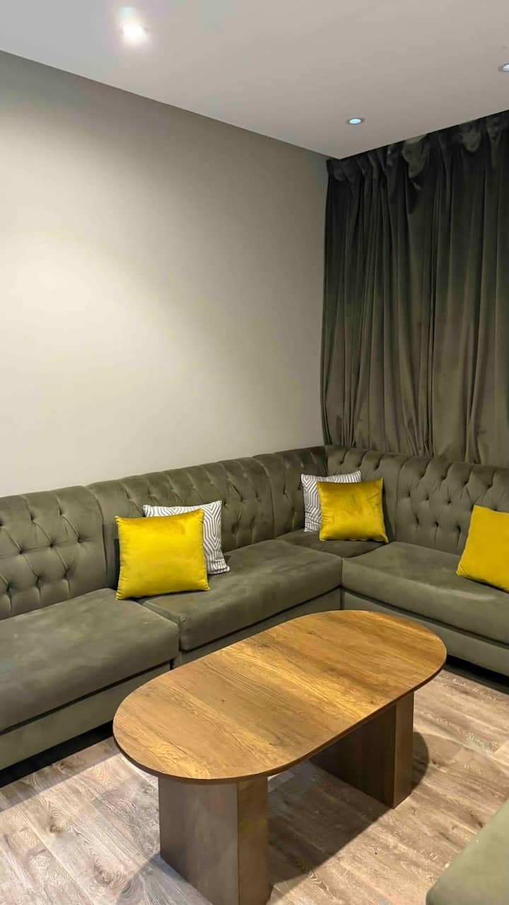 شقه دخول ذاتي في الرغامه مقابل مدرسه حي هادي داخل - Dzsidda