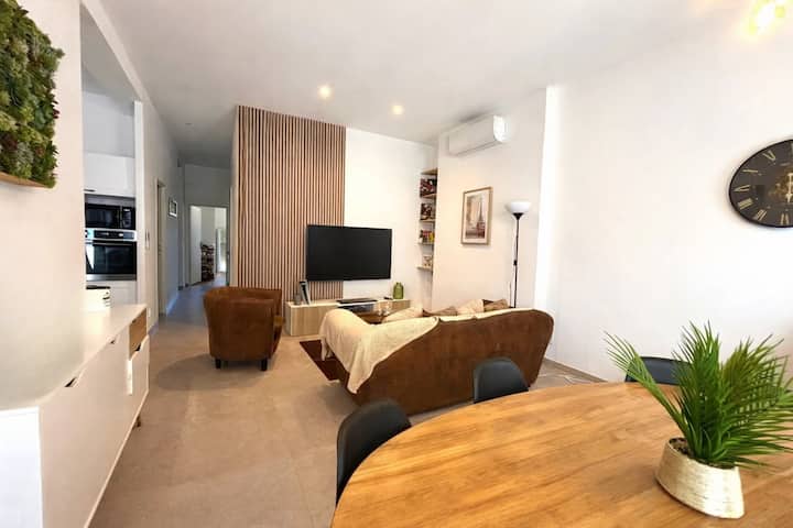 Maison De Ville Moderne Au Calme Avec Parking - Carpentras