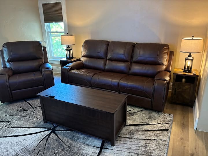 City View. 1 Br. Steps From Downtown. - Appleton, WI