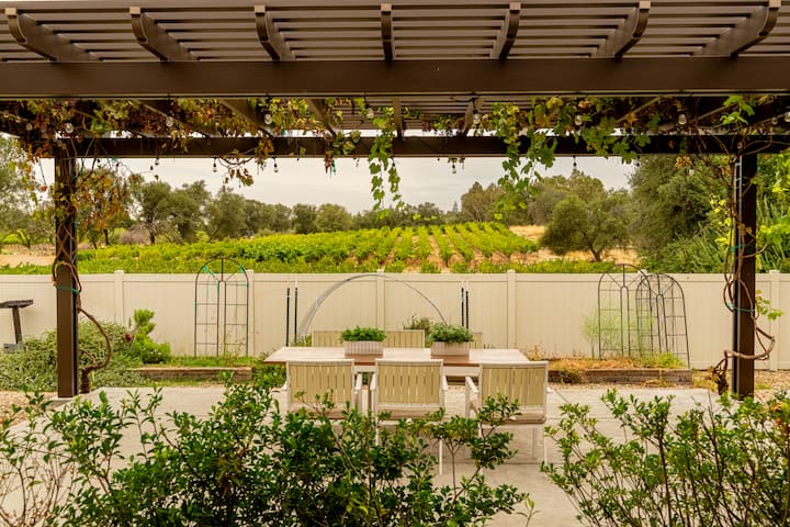 Vineyard Vista - Granite Bay, CA