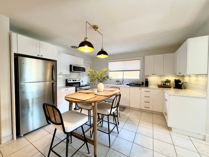 Cozy And Spacious 3 Bedroom Apartment - Greater Sudbury