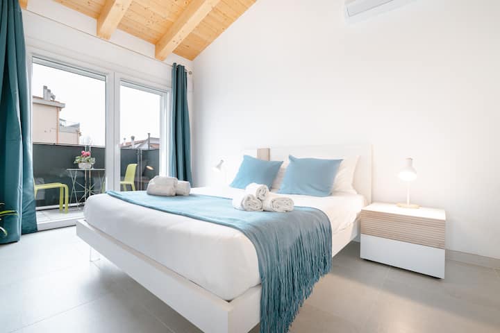 Santa Croce Loft Moderno - Wenecja