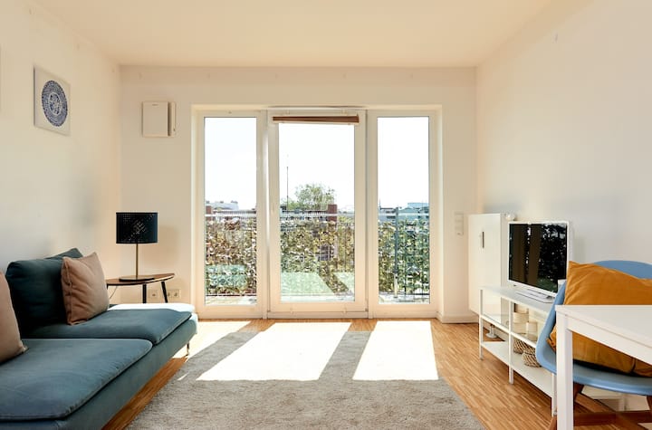 Penthouse, Above The Roofs Of St. Pauli - Hamburg