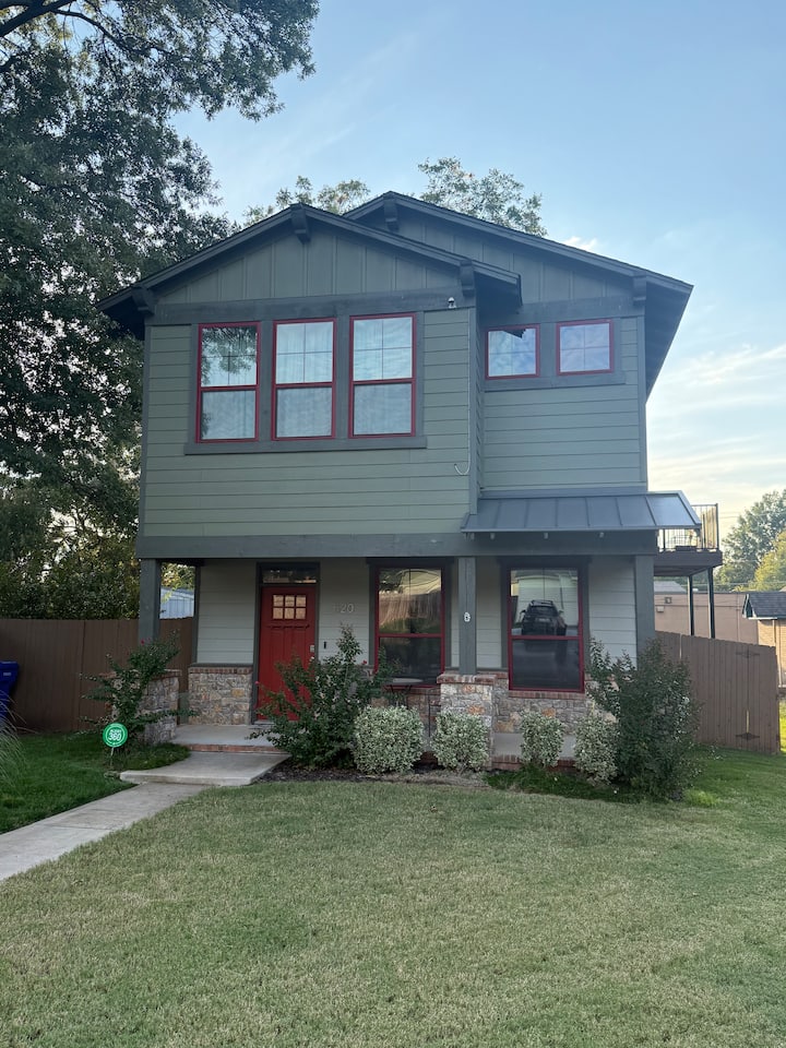Modern Rose District Home - Broken Arrow, OK