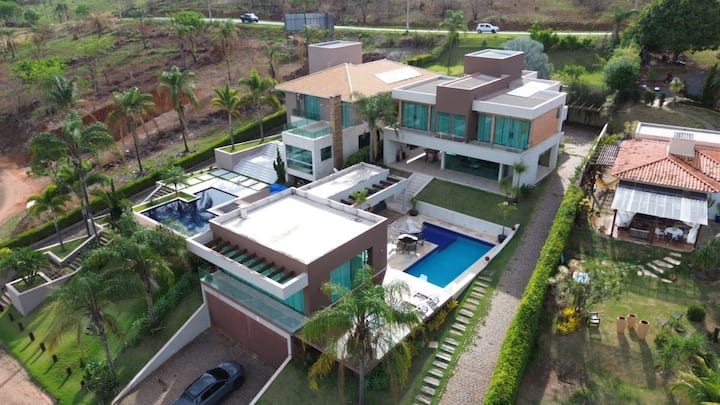 Casa  Ao Lado De Escarpas | Piscina  | Sinuca - Capitólio