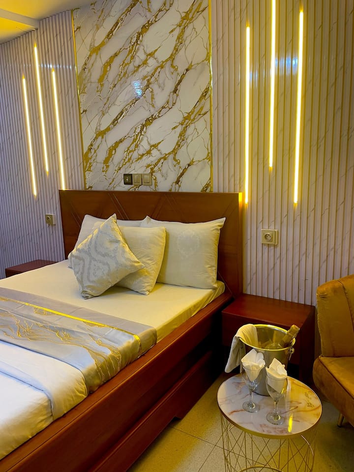 La Perle Du Chancelier - Douala