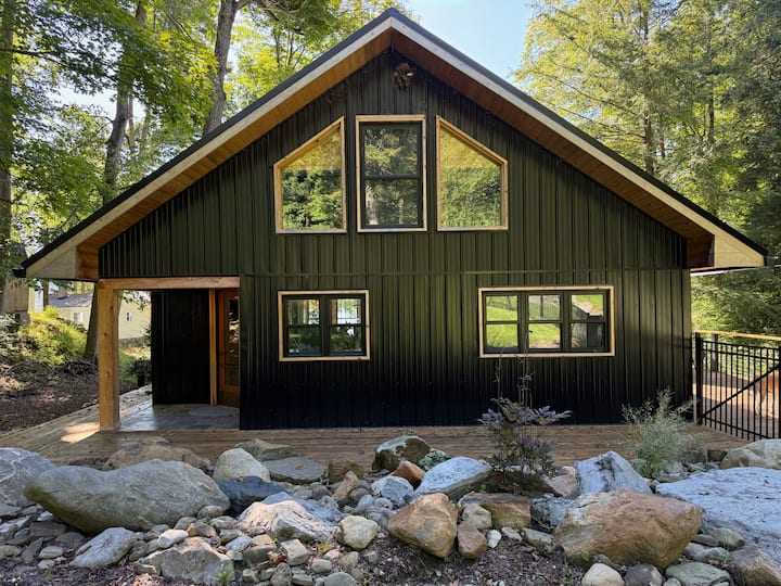 Raven Cove / Modern Lakefront Retreat - Findley Lake, NY
