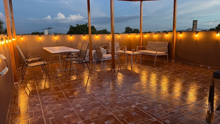 Depa Con Terraza Linda A Minutos De Arena Gdl - Guadalajara