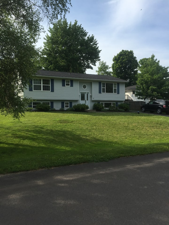 Eva Blue Manor - Fredericton