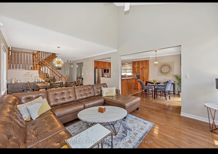 Comfortable, Chic Fully Furnished House. - Ottawa