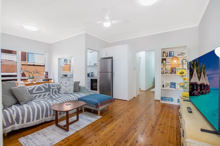 Sans Souci Getaway | 2 Bdrm Apt Walk To Bay - Sydney