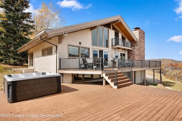 Stunning 4 Bdr With Amazing Views And Hot Tub. - Aspen, CO