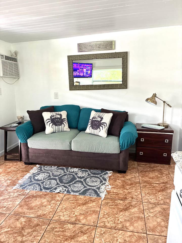 1bdrm Apt: 15 Min To Beach, 15 Min Downtown - Melbourne Beach, FL