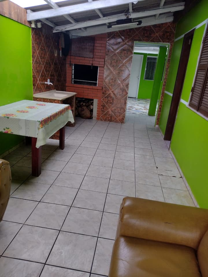 Casa Na Praia De Guaratuba Ideal Para Famílias - Guaratuba