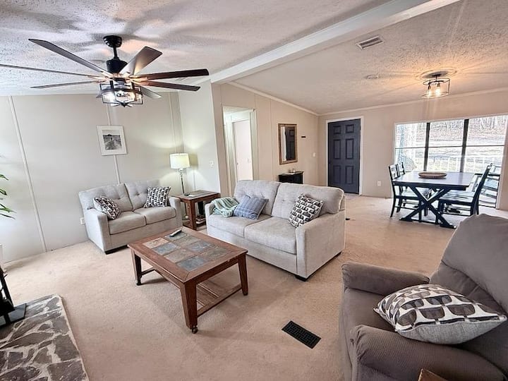 Red Gate Retreat - Jasper, TN