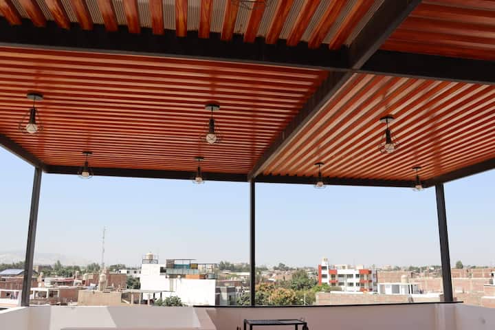 Casa Con Terraza Céntrica, Frente A La Duna Saraja - Ica