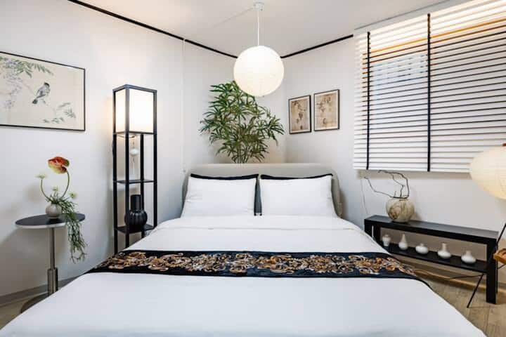 독채3룸 왕십리역도보1분 공항버스 성수 서울숲10분 동대문 명동 강남 서울주요관광지30분 - Seoul