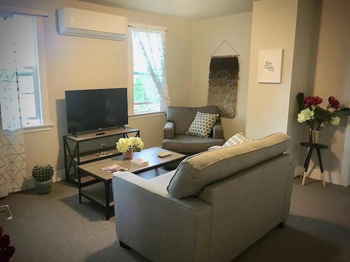 South Hill Barn On The Bluff- 1 Bedroom - Spokane, WA