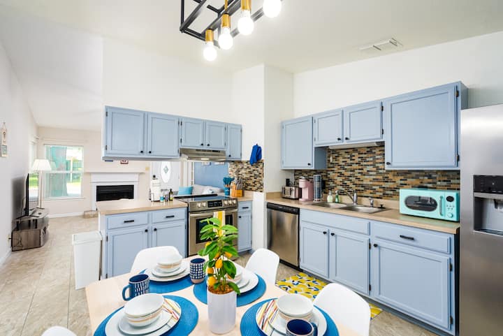 Spacious&central 4br*seaworld*lackland*gamerm*bbq - San Antonio, TX