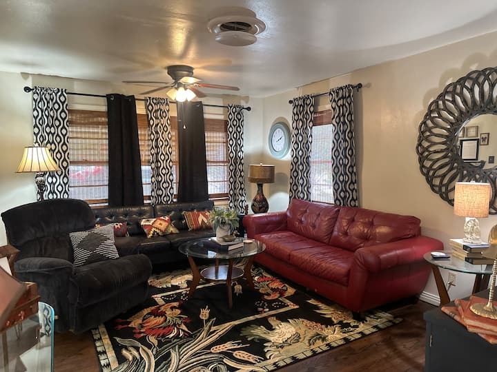 Second Rodeo, 2 Bed, 1 Bath - 애빌린