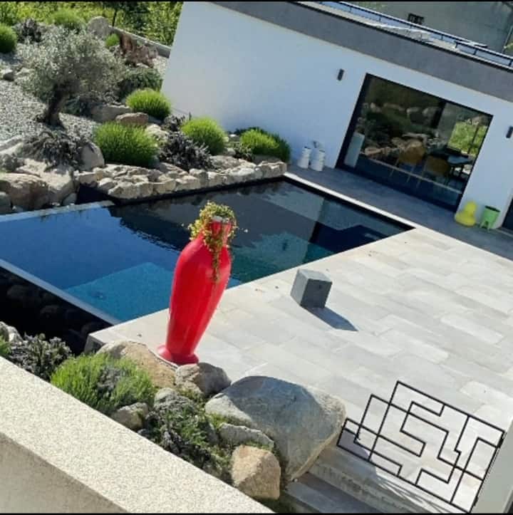 Studio éQuipé + Cuisine D’été Et Piscine Privée - Lac de Goria