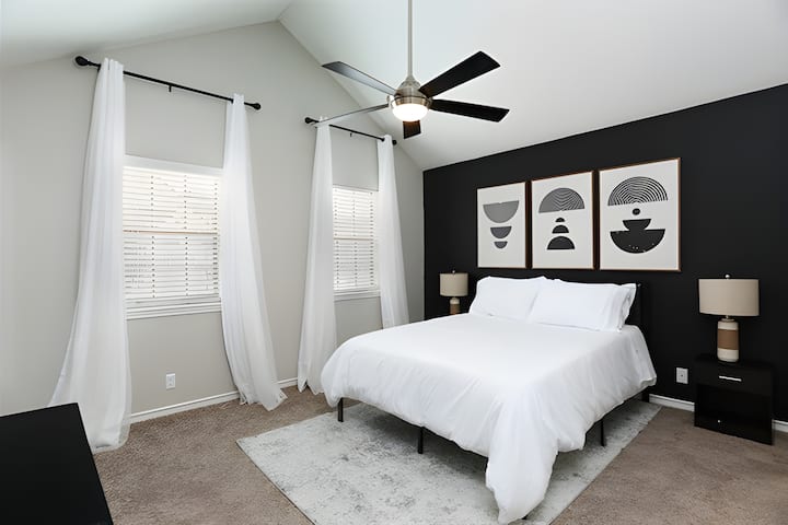 Lakeside 2b | Near Airport Malls & Downtown - San Antonio