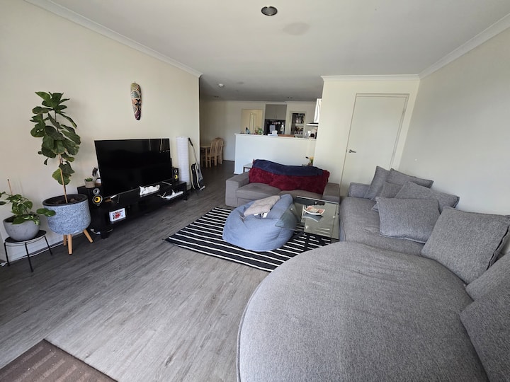 Cozy Room Opposite Midland Gate - Greenmount