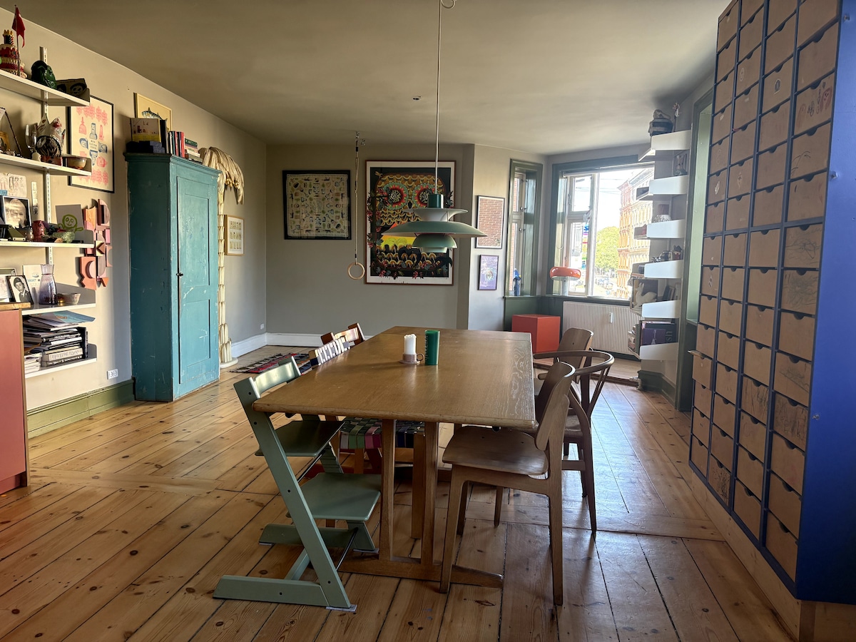 Creative and colorful home - Flats for Rent in Copenhagen, Denmark - Airbnb