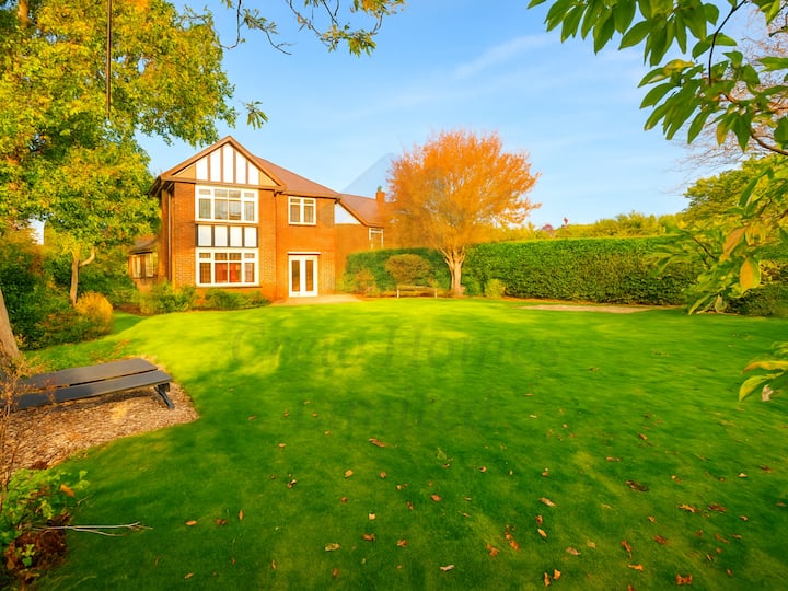 Detached Chester 5br • Contractor Stay • Sleeps 9 - Wrexham